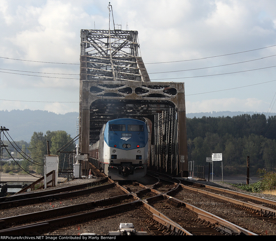AMTK 4 Pushing Train 501 Into the BNSF (ex-SP&S) Columbia River Bridge